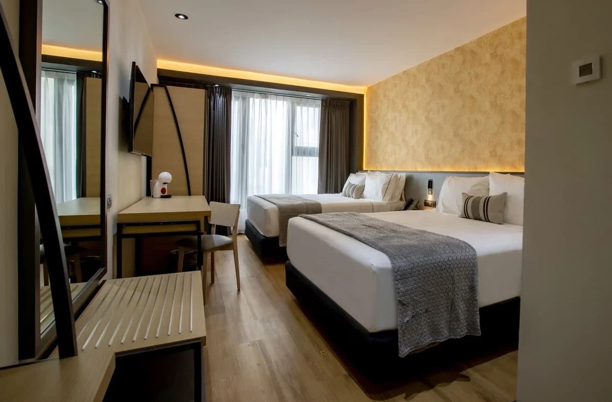 Quarto Duplo Interior - 2 Camas & Conforto Moderno | Hotel Catedral